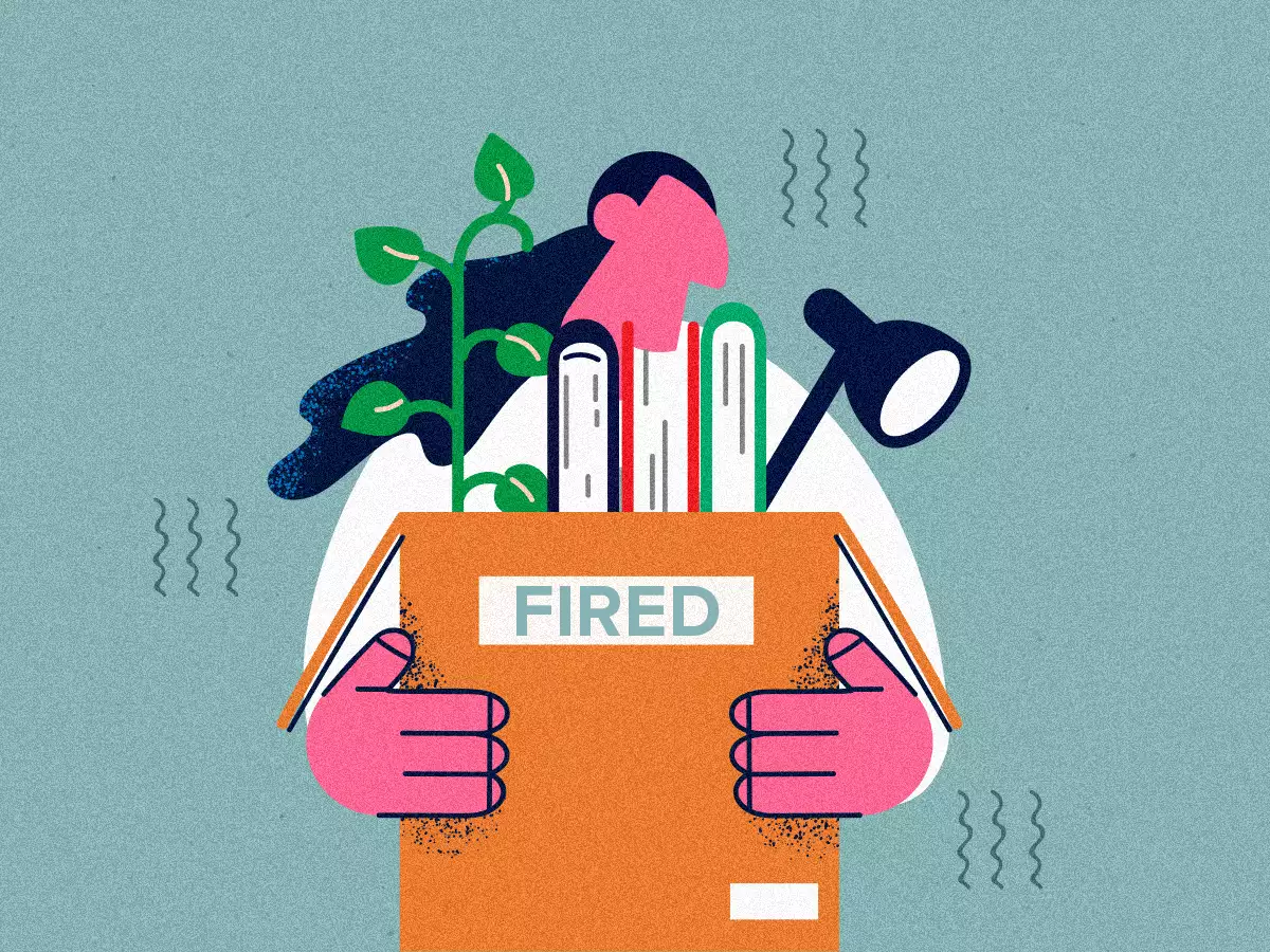 ఐటీ రంగంలో కొత్త నియామకాలపై నీలినీడలు – Nijam Today